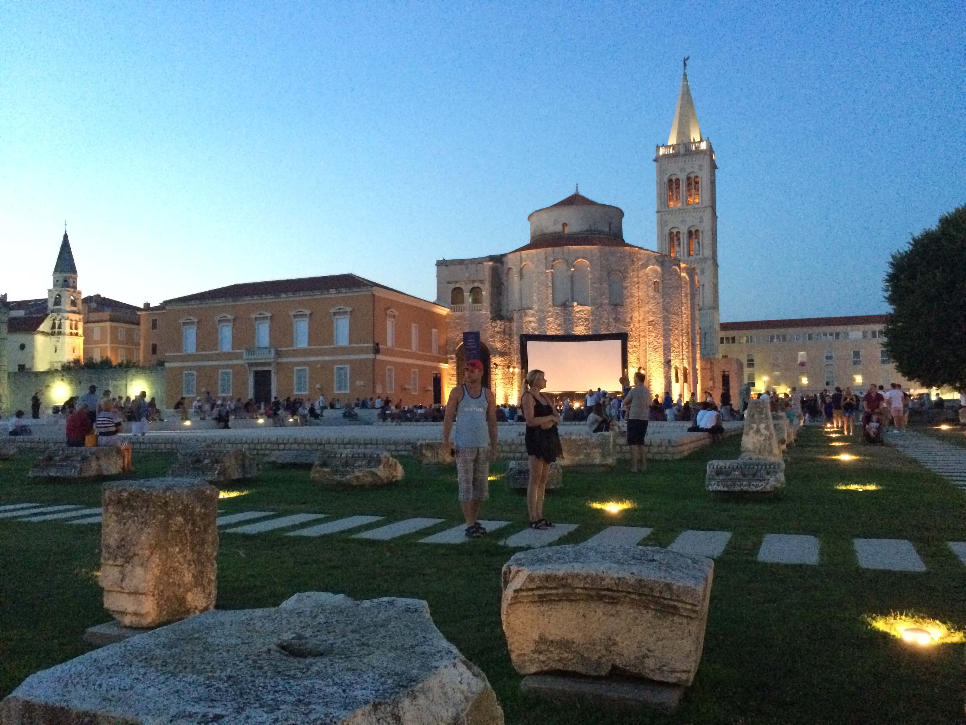 O que fazer em Zadar ruínas do fórum romano - Planejando Viagens